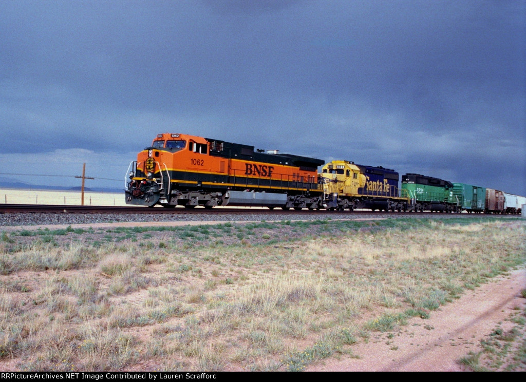 BNSF 1062 E/B